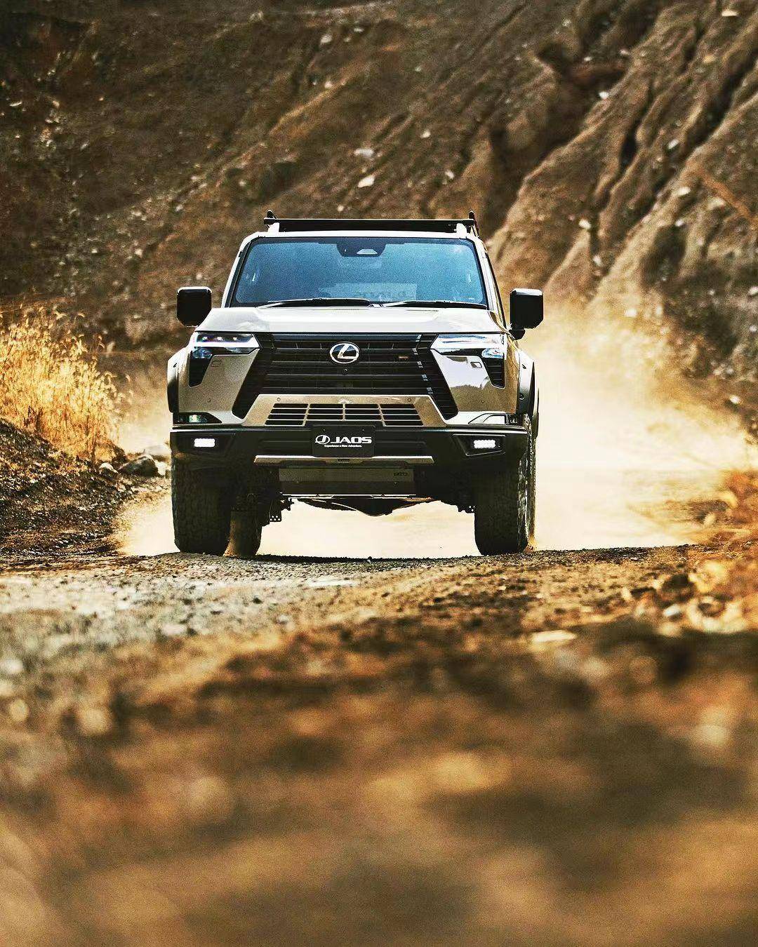 全新一代雷克萨斯GX JAOS版官图发布 配专属套件 越野性能提升_搜狐汽车_搜狐网