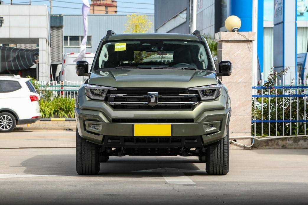 27.98万起，配2.0T插混动力+差速锁，坦克400Hi4-T值不值得选？_搜狐汽车_搜狐网