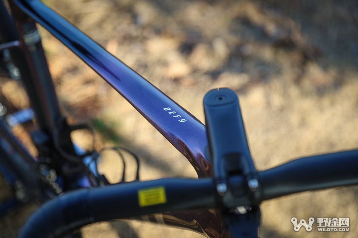 耐力王者 GIANT全新Defy Advanced SL0实测_搜狐汽车_搜狐网