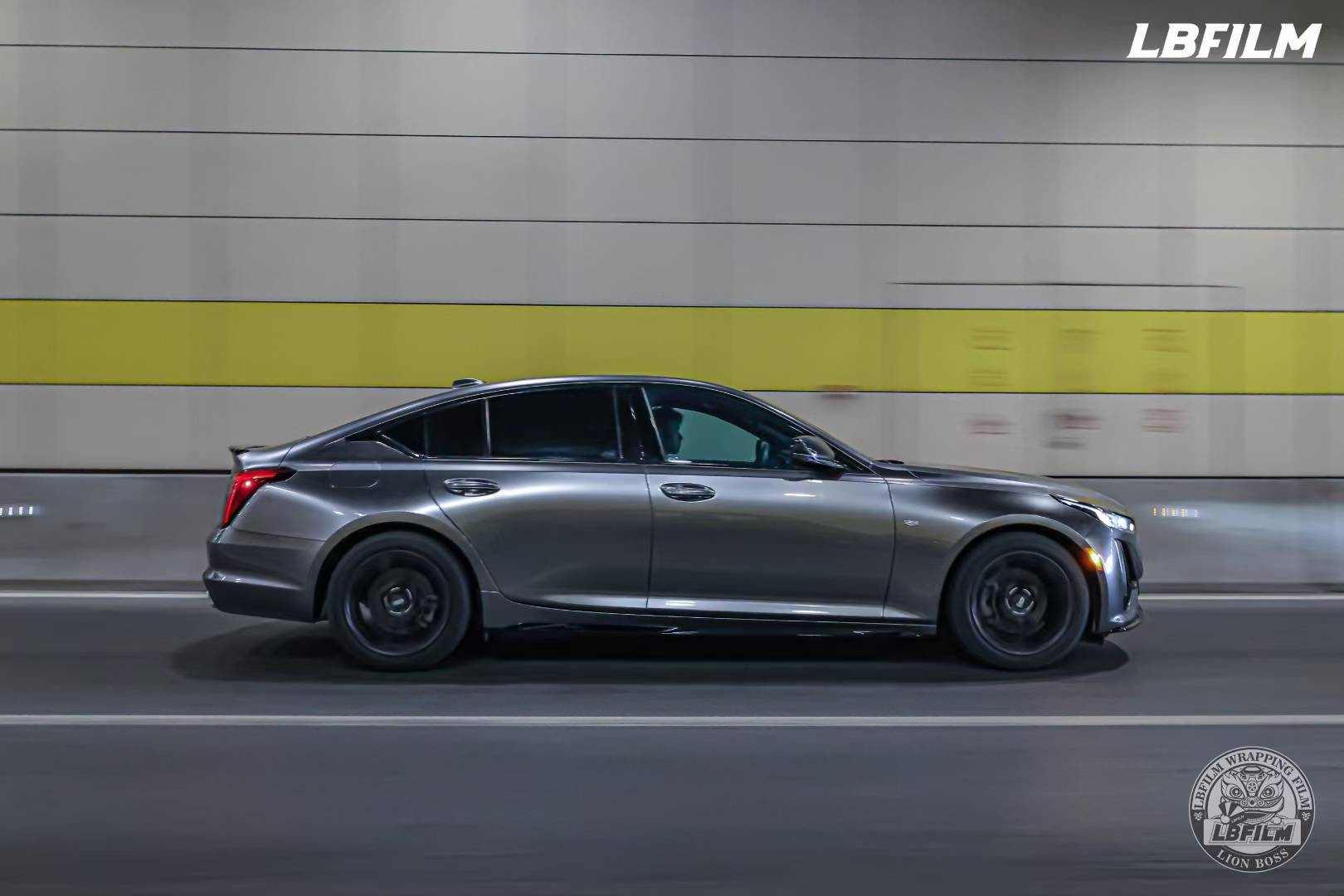 凯迪拉克CT5-LB改色膜液态金属银，充满科技感_搜狐汽车_搜狐网