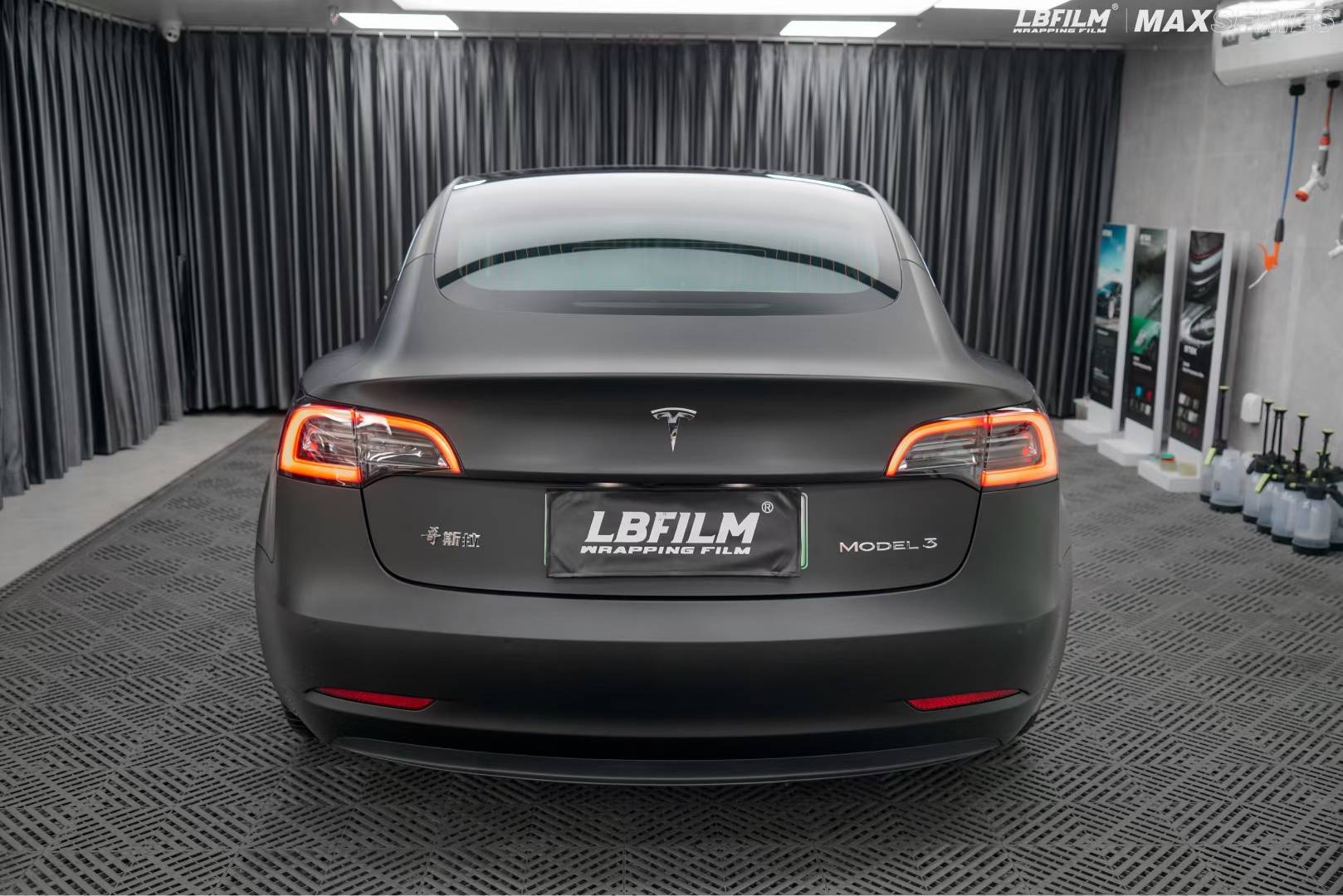 特斯拉model3-LB改色膜消光暗影黑，超级贵气_搜狐汽车_搜狐网