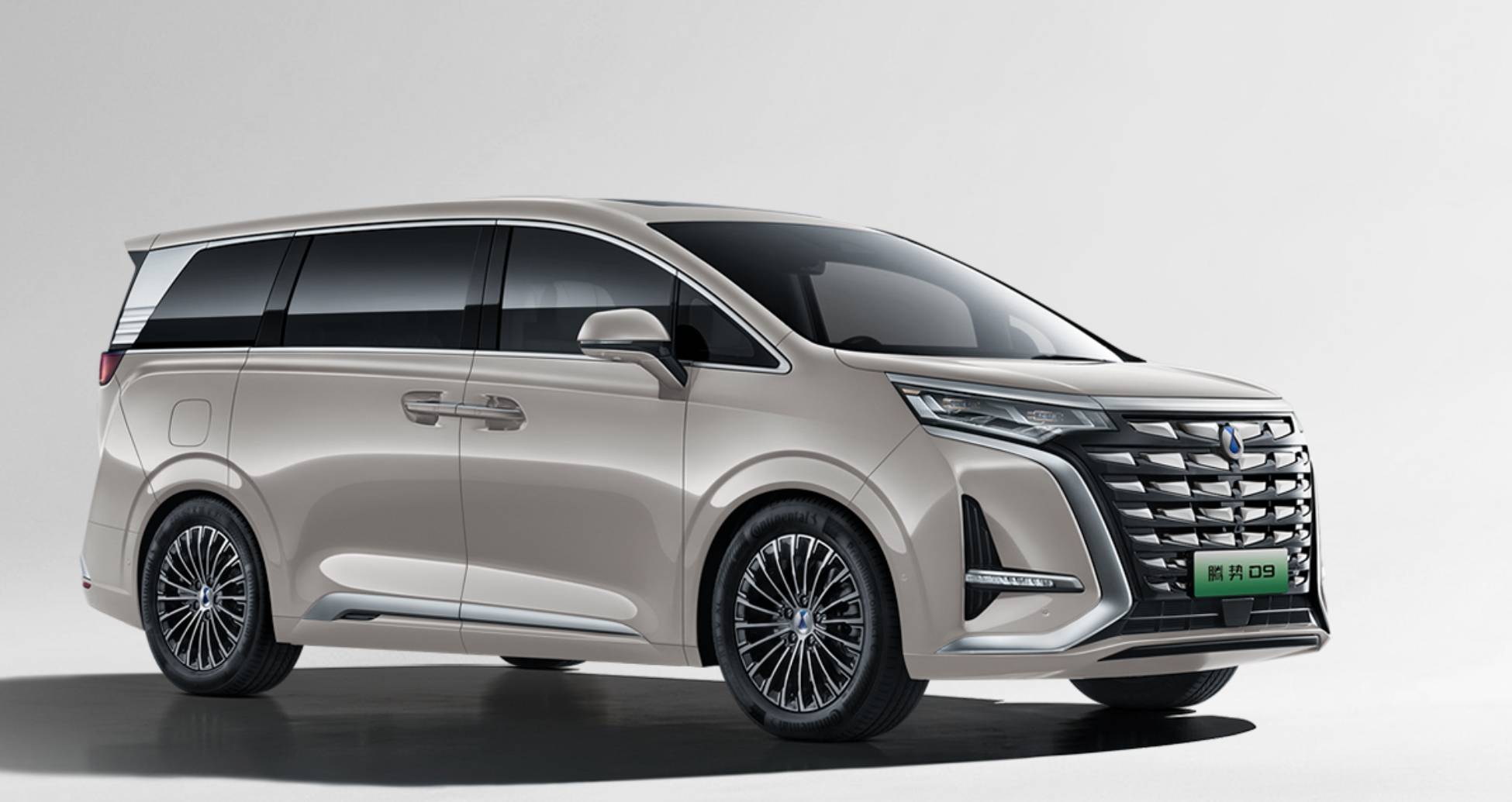 销冠MPV增配不增价，腾势D9树立豪华MPV新标杆_搜狐汽车_搜狐网