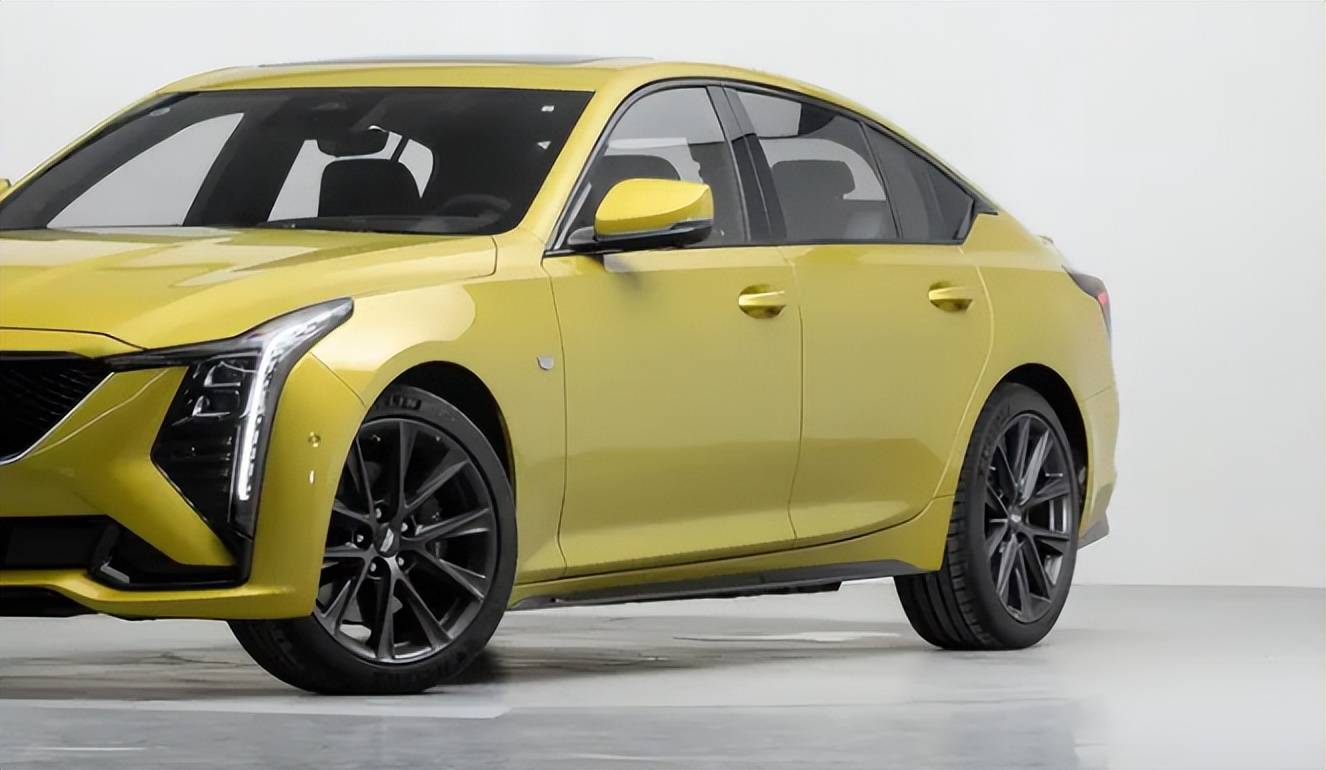 豪华B级车“大甩卖”，CT5从28.97万直降20.5万，性价比之王诞生？_搜狐汽车_搜狐网