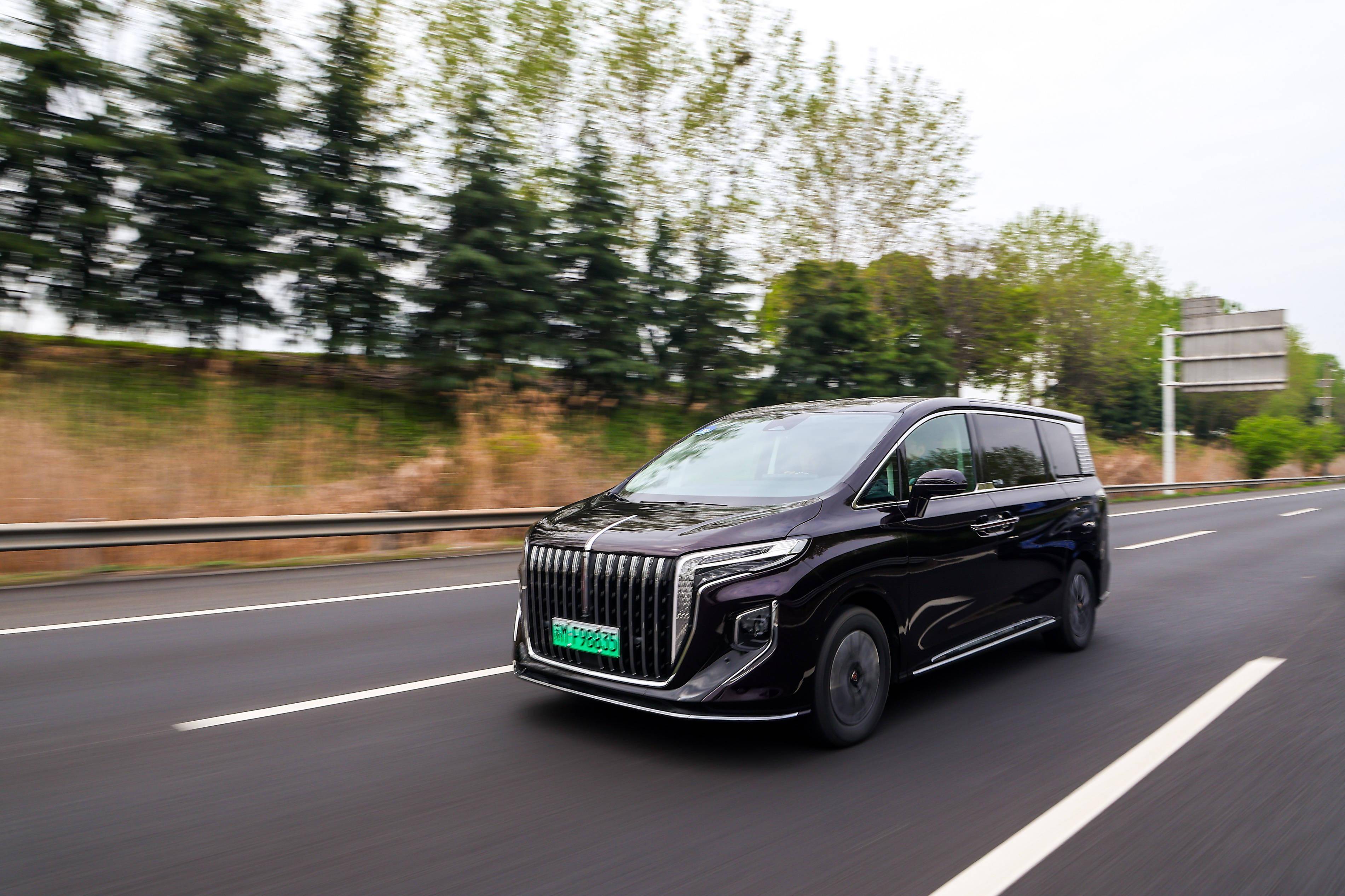 超级混动极致体验 红旗HQ9 PHEV全国媒体试驾会无锡开营_搜狐汽车_搜狐网