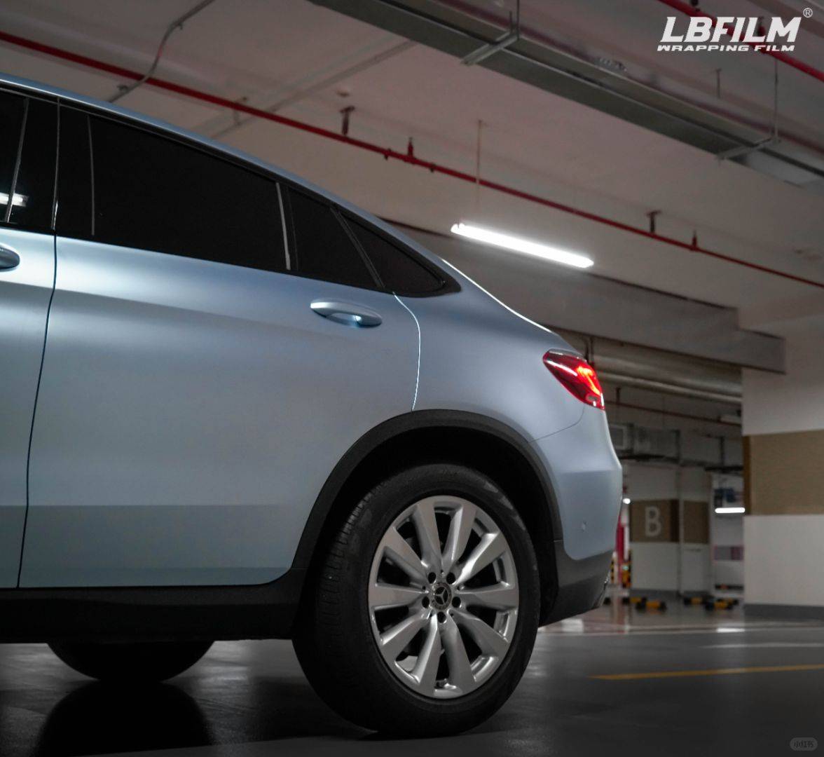 奔驰GLC-LB超亚纳米蓝改色膜,这款小清新的浅蓝色调_搜狐汽车_搜狐网