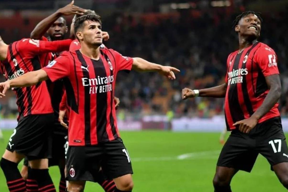 米兰之战 意甲:AC米兰vs国际米兰_比赛_防守_客场