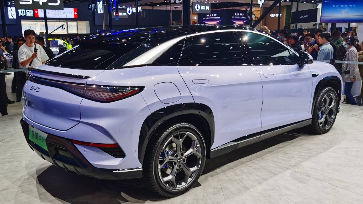 比亚迪海狮07 EV售价18.98万起，刷新一项小米SU7纪录！_搜狐汽车_搜狐网