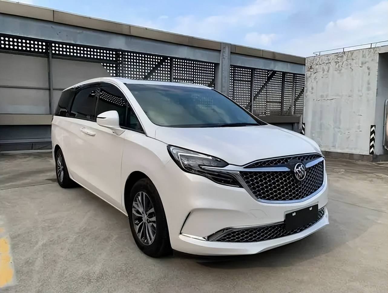 GL8的时代过去了？MPV销量月榜确认，比亚迪意外，丰田强势_搜狐汽车_搜狐网