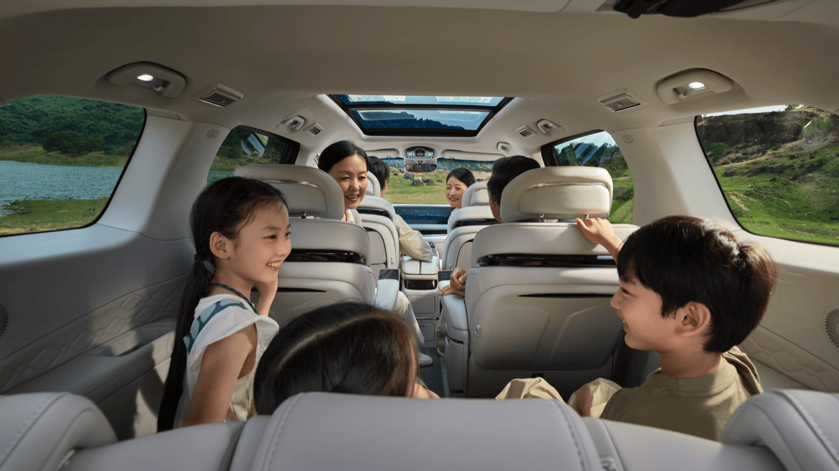 MPV市场又一猛将，1300km长续航+豪华内饰，风行星海V9上市_搜狐汽车_搜狐网