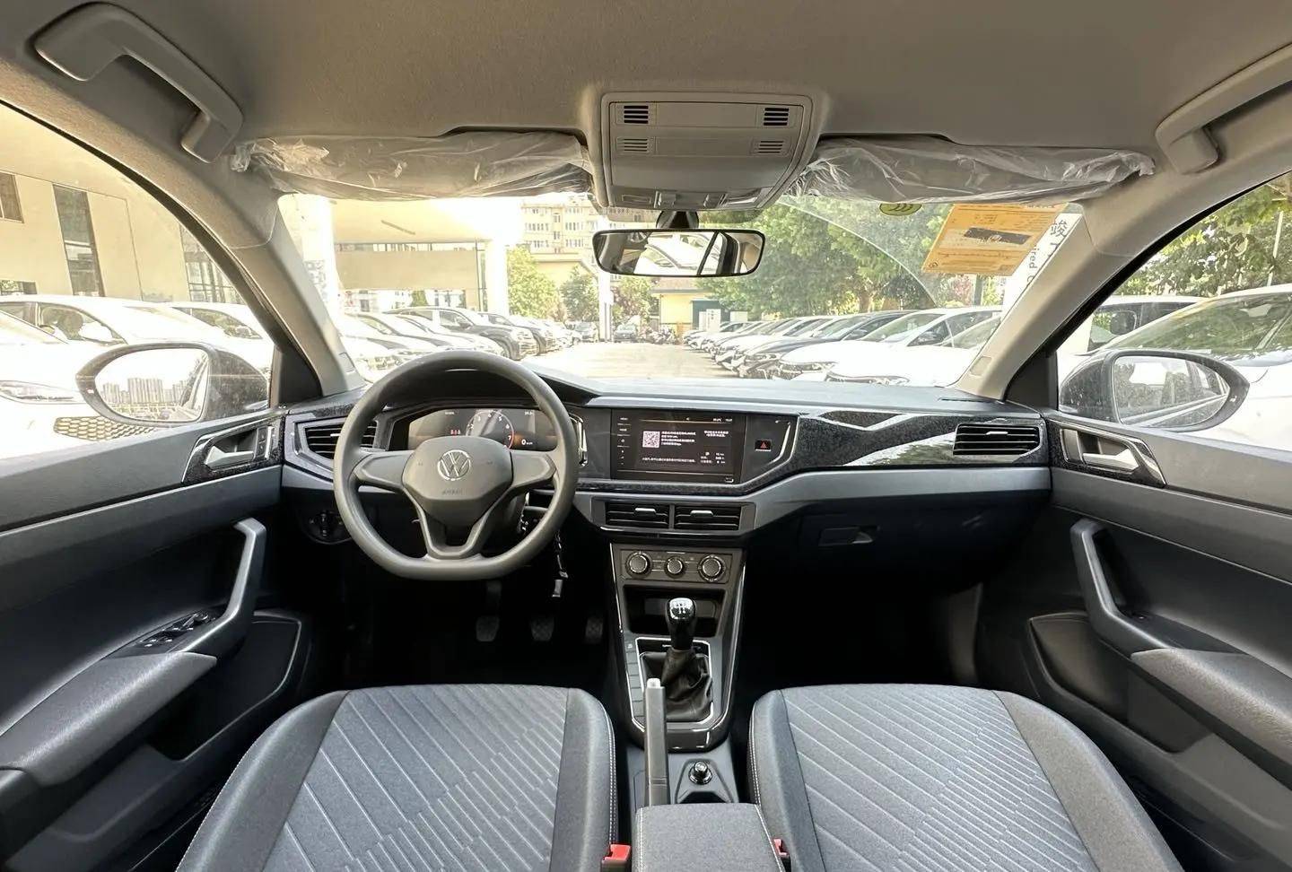 捷达VA3同级 大众朗逸新锐手动挡实车曝光 自动挡售79999元起_搜狐汽车_搜狐网