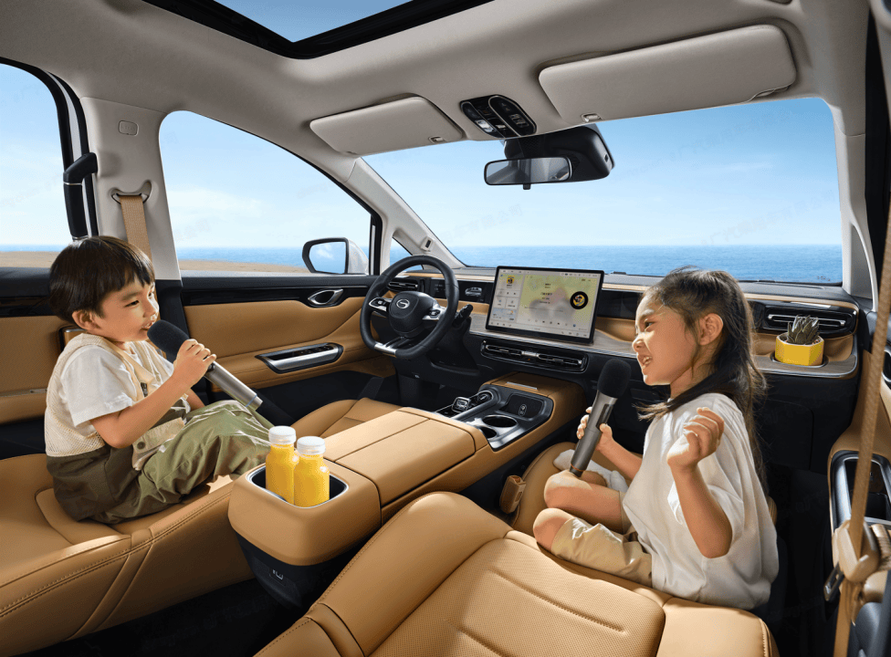 搭载i-GTEC2.0超级混动系统 传祺新能源E8荣耀版长春车展首发_搜狐汽车_搜狐网