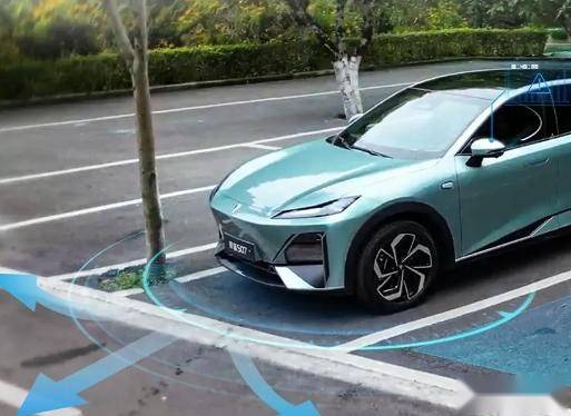 深蓝S07上市14.99万起售，搭载华为乾崑智驾！能竞争比亚迪双车？_搜狐汽车_搜狐网