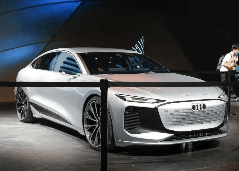 Q9来了，奥迪内部新车文件曝光！A4L/A6L/Q5L也要全面换代！_搜狐汽车_搜狐网