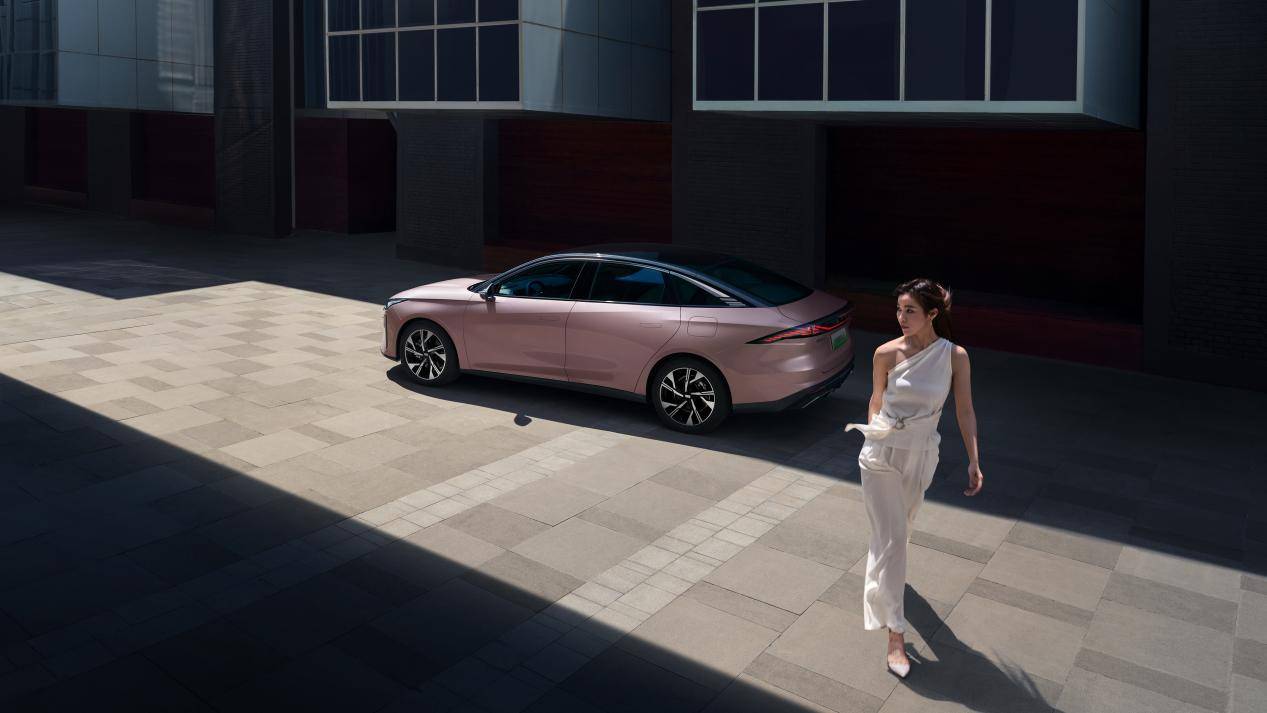 银河L6创想版超值来袭，仅需12.98w，性价比高到难以置信_搜狐汽车_搜狐网