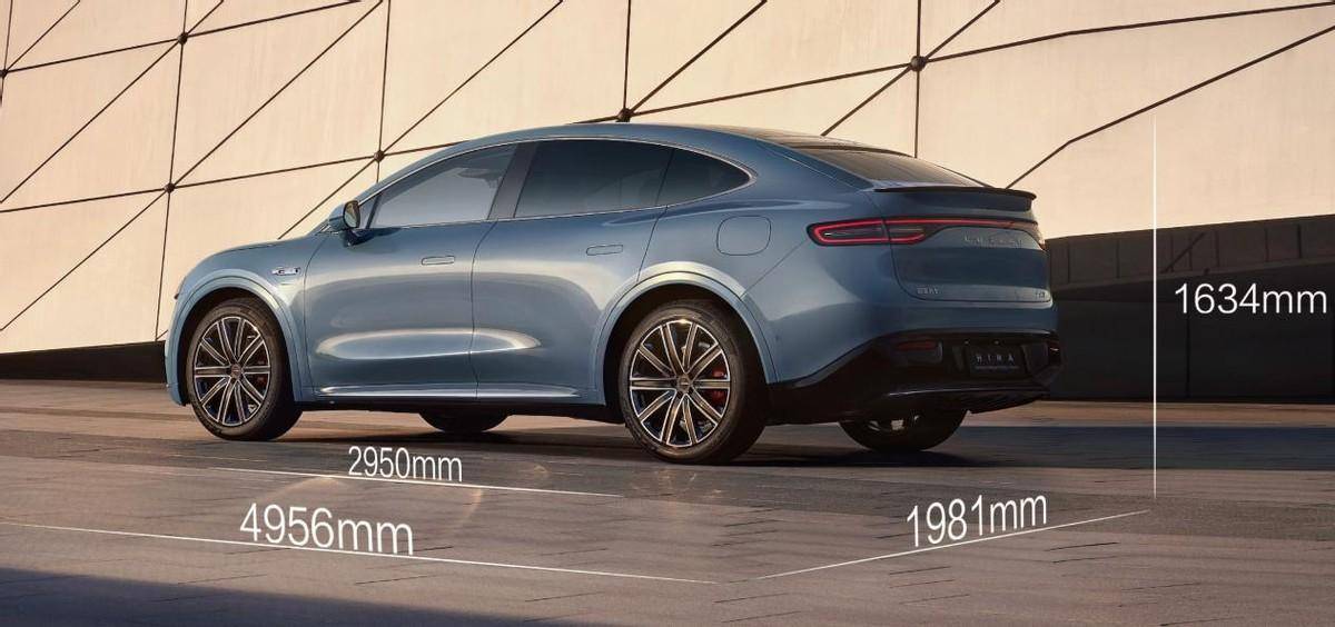 800V+800km！ 超低风阻？智界R7亮相！_搜狐汽车_搜狐网