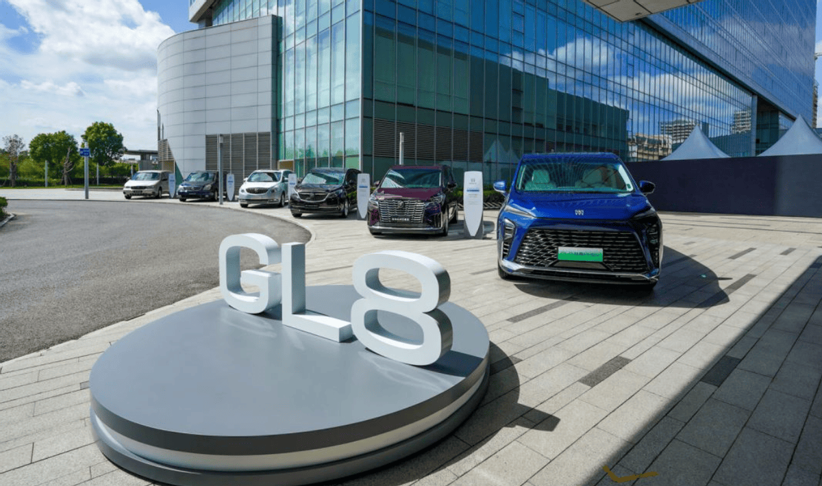 真王者 定义巅峰，金标准 铸就传奇，别克GL8家族产销突破200万台_搜狐汽车_搜狐网