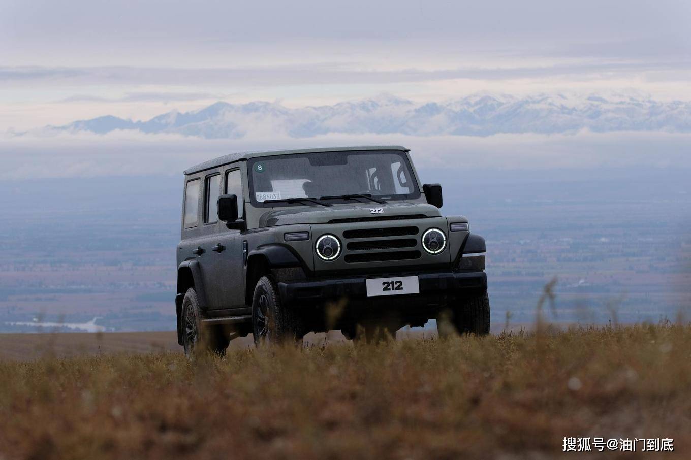 首次试驾：与全新212 T01的赛里木湖之旅_搜狐汽车_搜狐网