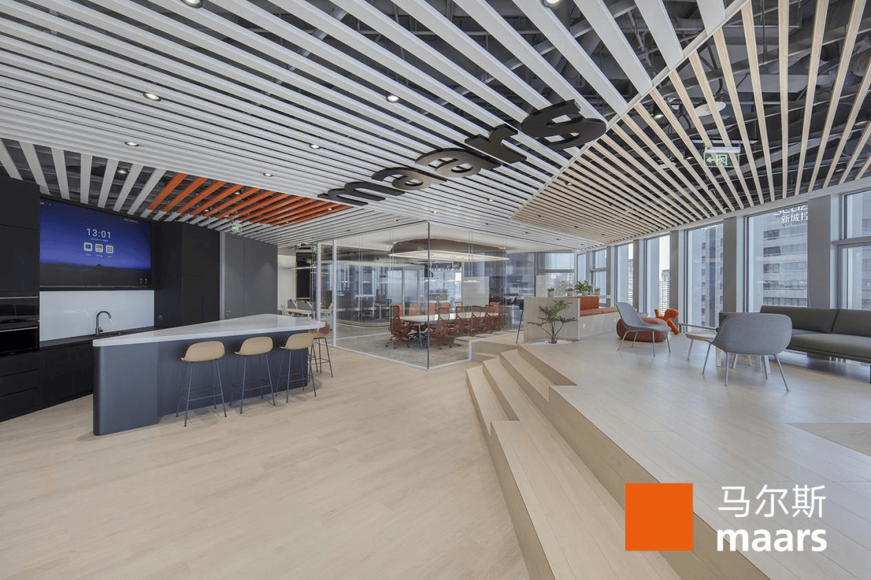 创意无界，空间无限：探访多样化的马尔斯Maars室内隔断墙系统_办公_解决方案_团队