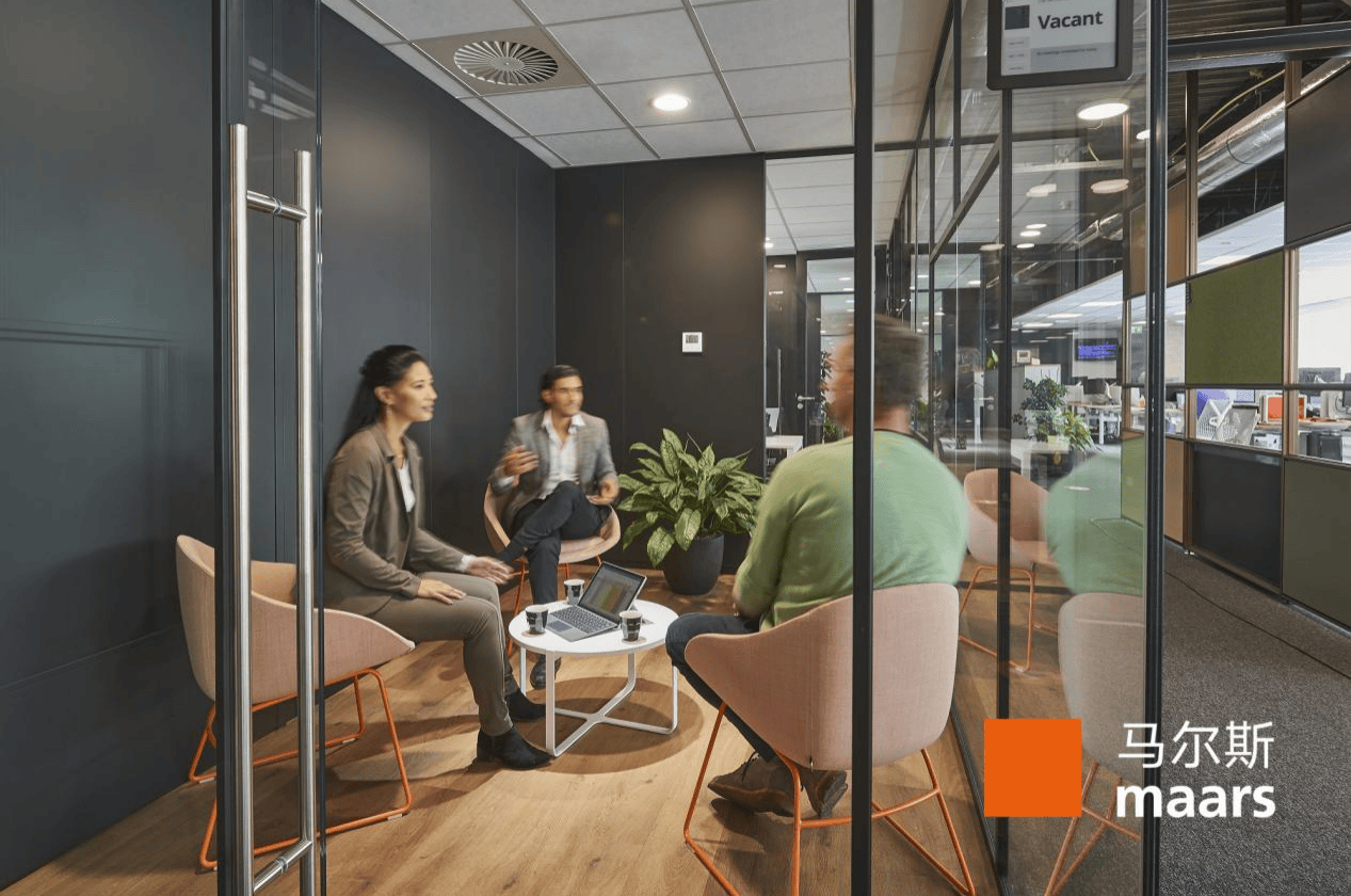 创意无界，空间无限：探访多样化的马尔斯Maars室内隔断墙系统_办公_解决方案_团队