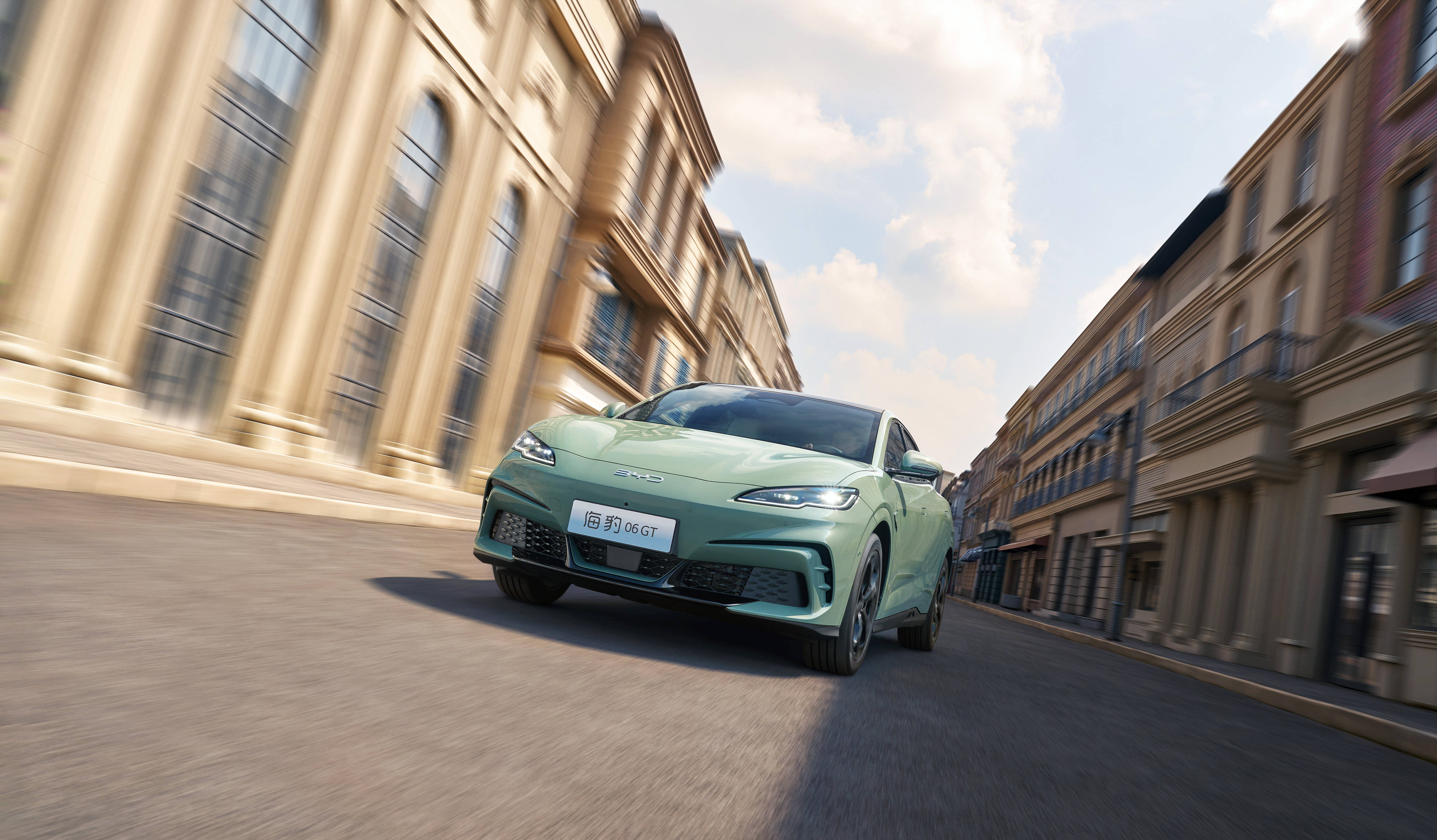 年轻人第一台GT海豹06GT 13.68万起上市_搜狐汽车_搜狐网