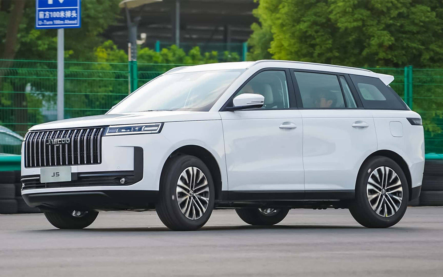 奇瑞瑞虎5x海外版，Jaecoo J5在欧洲正式亮相，或卖3万欧元_搜狐汽车_搜狐网