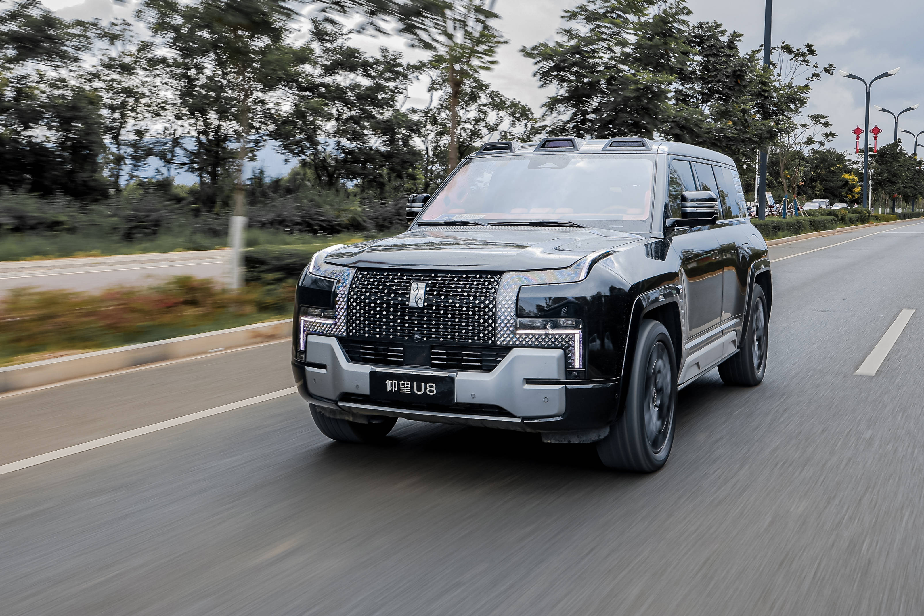 仰望U8再推OTA大礼包，城市领航、窄道通行都来了_搜狐汽车_搜狐网