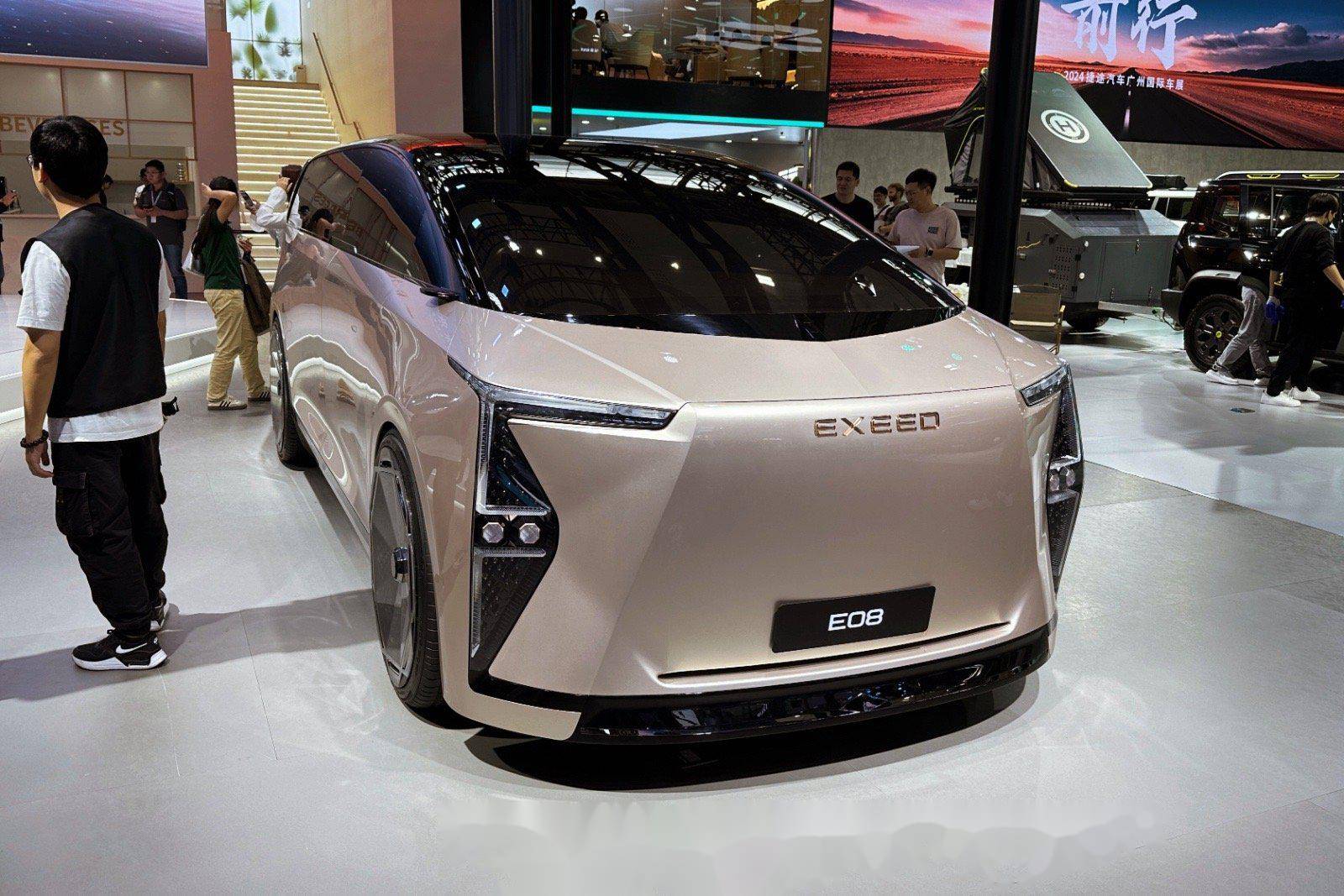 豪华旗舰MPV星纪元E08惊艳亮相，电动化时代星途依旧能打_搜狐汽车_搜狐网