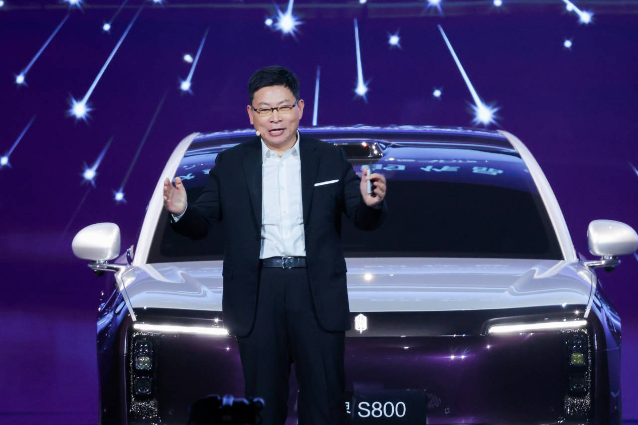 鸿蒙智行尊界S800正式亮相，预计售价100-150万开启预订_搜狐汽车_搜狐网