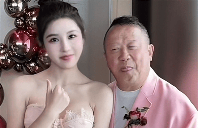 71岁晚节不保？曾志伟和乔妹的合照，彻底扯下了娱乐圈“遮羞布” -6parkbbs.com