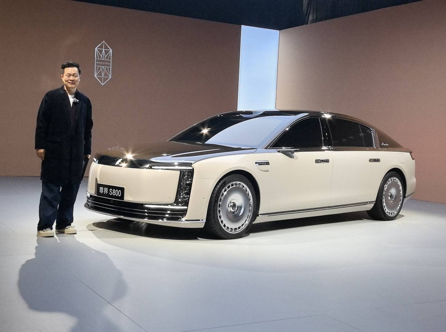 尊界S800的设计有点“怪”，其中大有故事_搜狐汽车_搜狐网