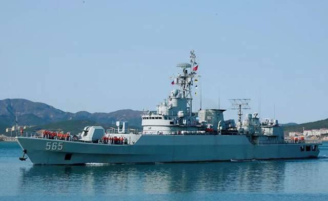 中国魔改AK630，数量最少，13B型机关炮，到底有多强悍？_系列_我国_驱逐舰