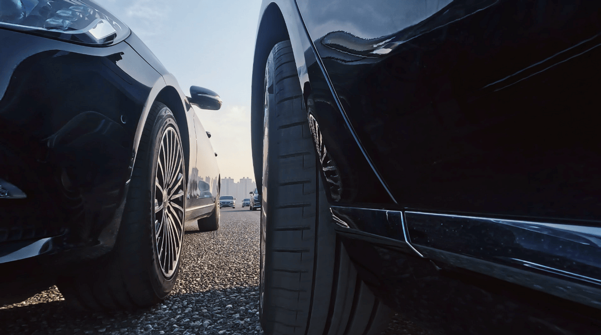 当友商还在探索，尊界S800已凭借5D蟹行模式领先一步_搜狐汽车_搜狐网