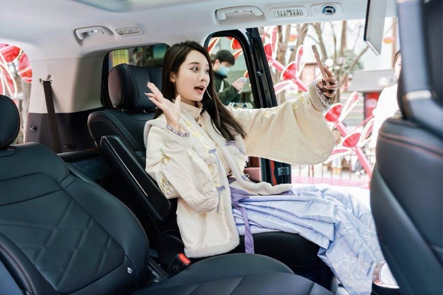 传祺E8 PRO +上市：20万级插混 MPV的家庭新宠_搜狐汽车_搜狐网