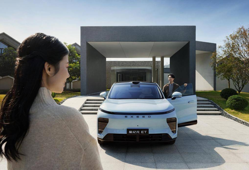 新能源SUV巅峰对决：星纪元ET全方位超越理想L7，登顶价值巅峰！_搜狐汽车_搜狐网