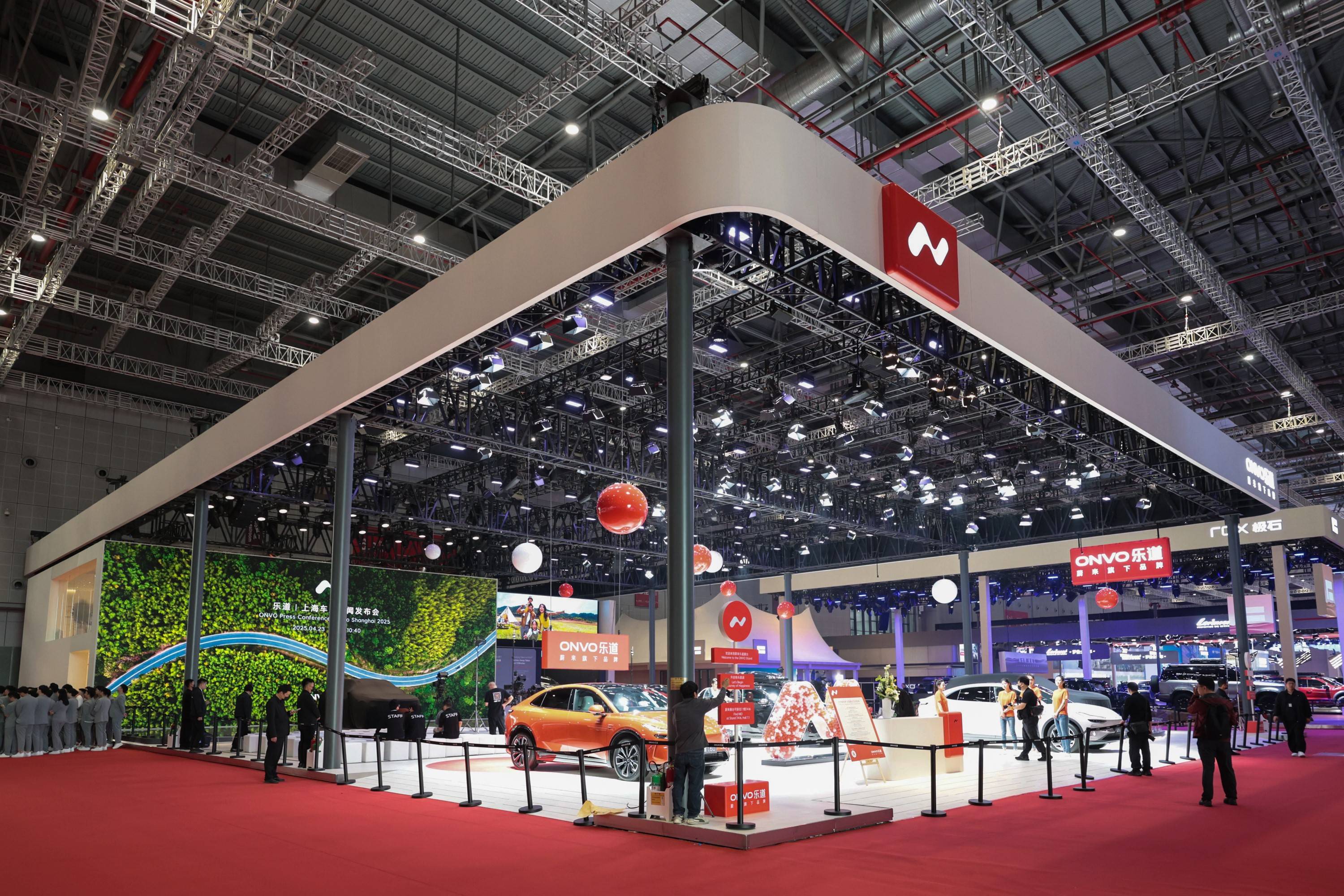 蔚来乐道L90/L60亮相上海车展 主打大空间与900V架构_搜狐汽车_搜狐网