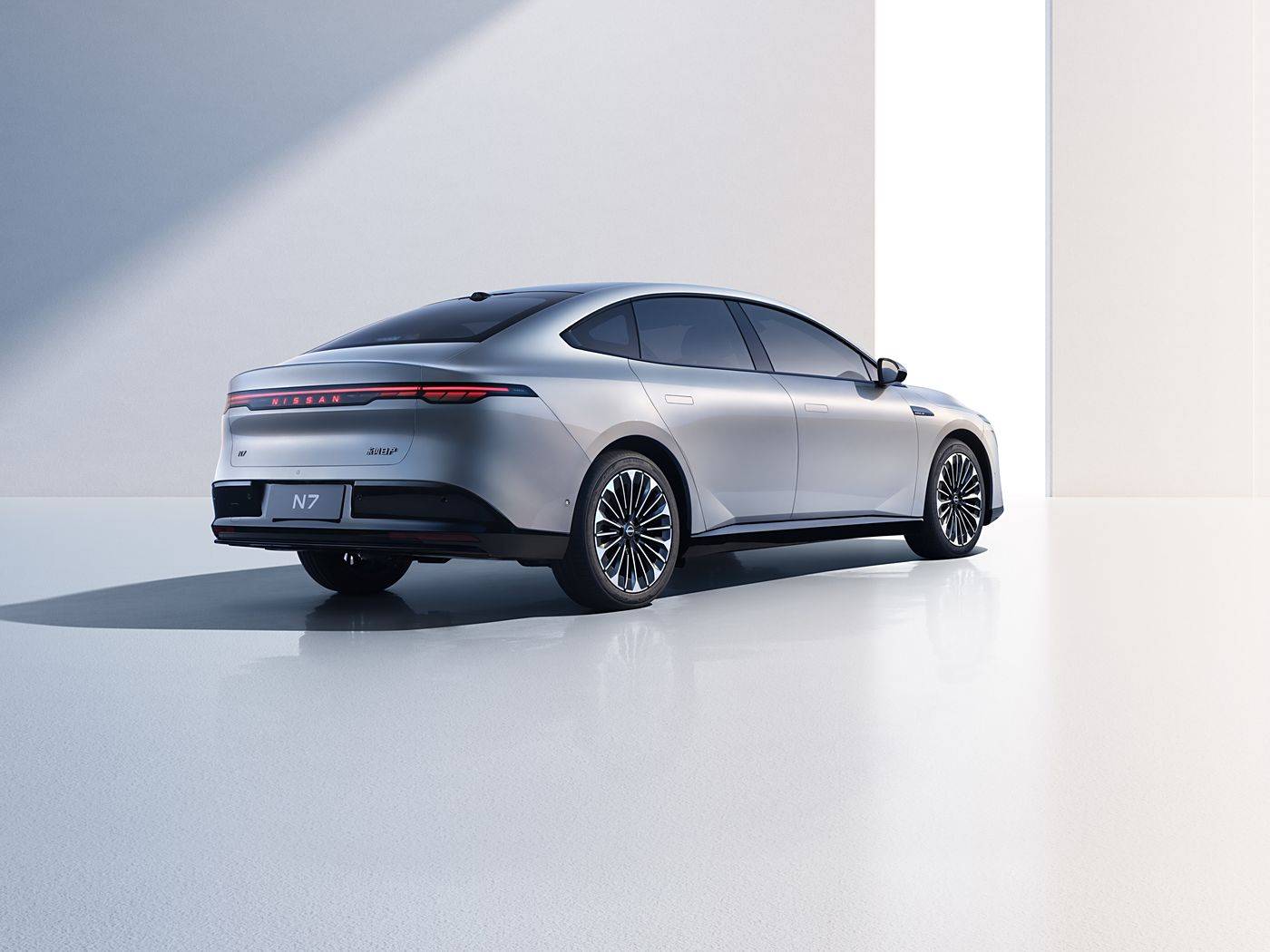 合资品牌发力了？东风日产N7售11.99万元起，8295芯片+高阶智驾_搜狐汽车_搜狐网