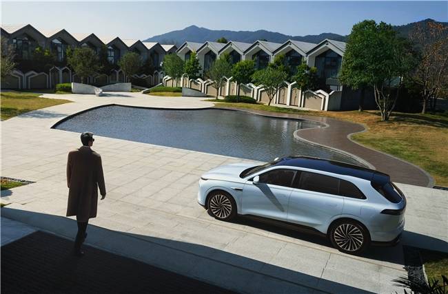 星纪元ET与理想L7:谁是新能源SUV市场的内卷之王?_搜狐汽车_搜狐网