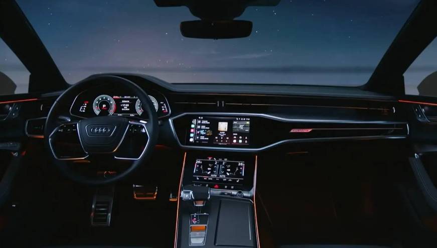 2025款奥迪A7L上市，售价41.87万元起，配置升级与权益丰富_搜狐汽车_搜狐网