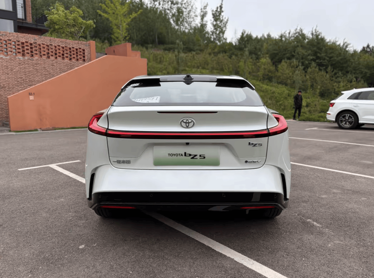 丰田bZ5：仅12.98万元起，是价值回归还是低价求生？_搜狐汽车_搜狐网