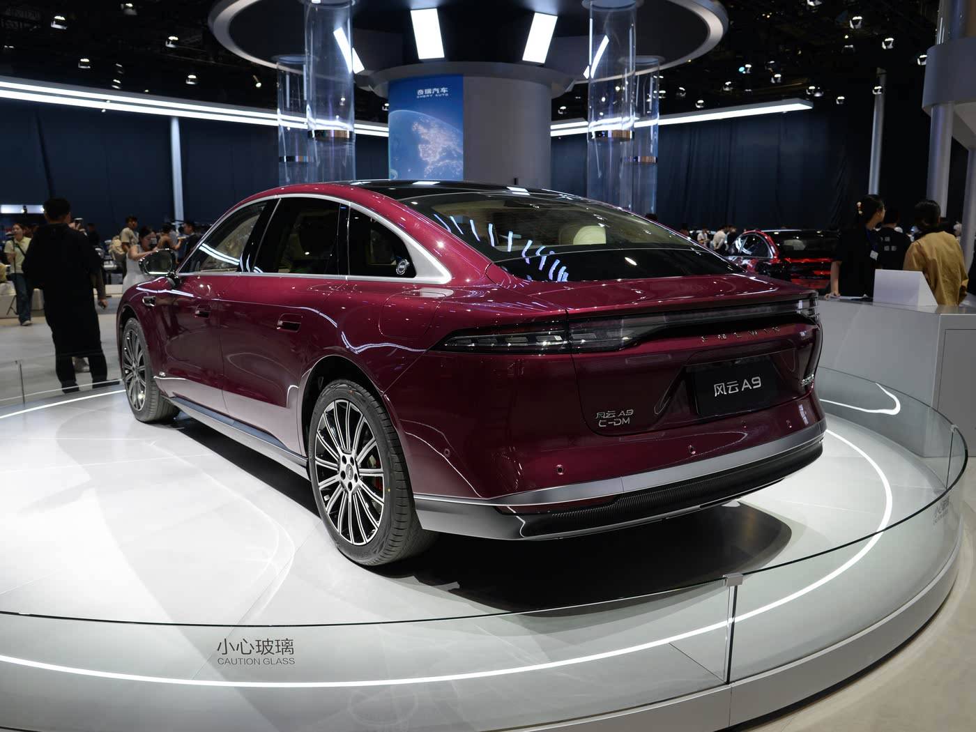 预计7月上市！奇瑞风云A9L亮相香港车展，532越级尺寸，定位C级_搜狐汽车_搜狐网