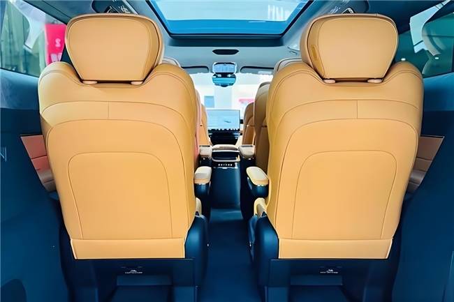 翼真L380遇上腾势D9，这场MPV对决藏着未来出行密码_搜狐汽车_搜狐网