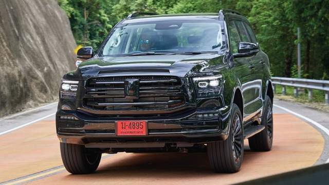 坦克500柴油版泰国亮相：2.4T柴油动力+9AT+全黑涂装+隐藏备胎_搜狐汽车_搜狐网