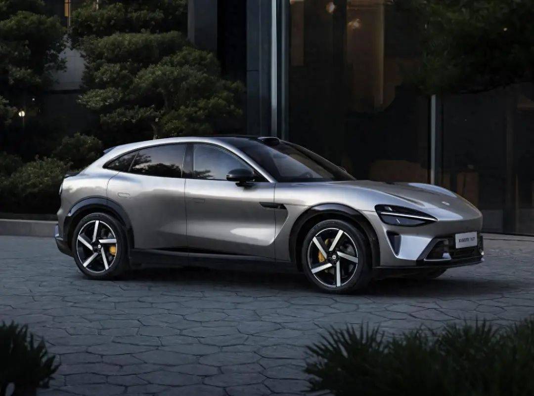 这回得排队买小米了，小米“YU9”实车曝光，长超5米3，增程+续航1500km，能挑战问界M9？_搜狐汽车_搜狐网