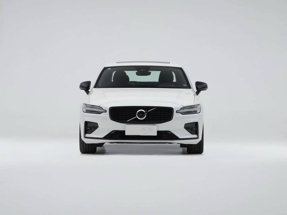 2026款沃尔沃S60上市，30.69万起售，对标奥迪A4L_搜狐汽车_搜狐网