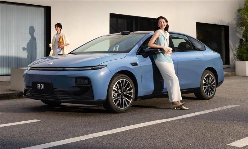 8.98万起售，顶配还有激光雷达，零跑B01预定爆款_搜狐汽车_搜狐网