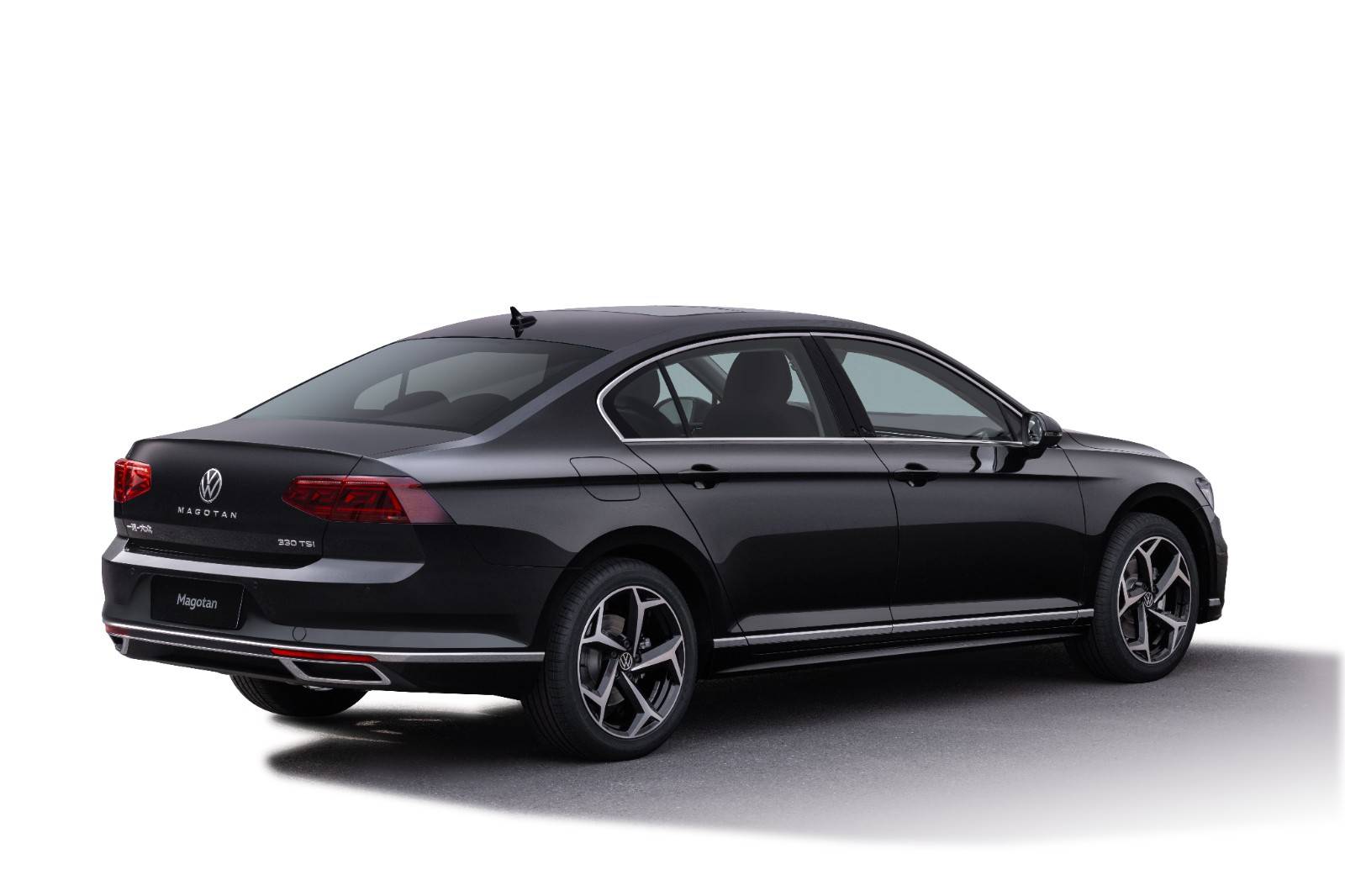 迈腾3000万辆甄选款，轴距2871mm空间表现优越。_搜狐汽车_搜狐网