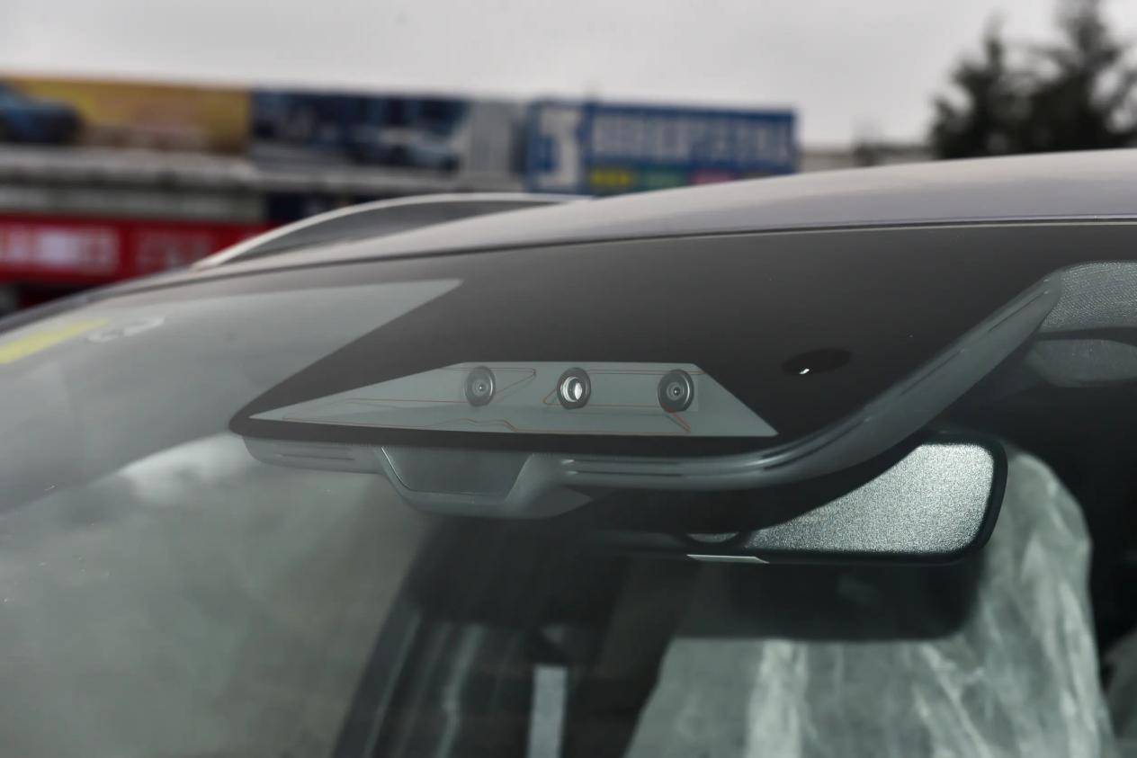 新款宋L纯电续航升至200km，遇上价格重叠的长安启源Q07，选谁？_搜狐汽车_搜狐网