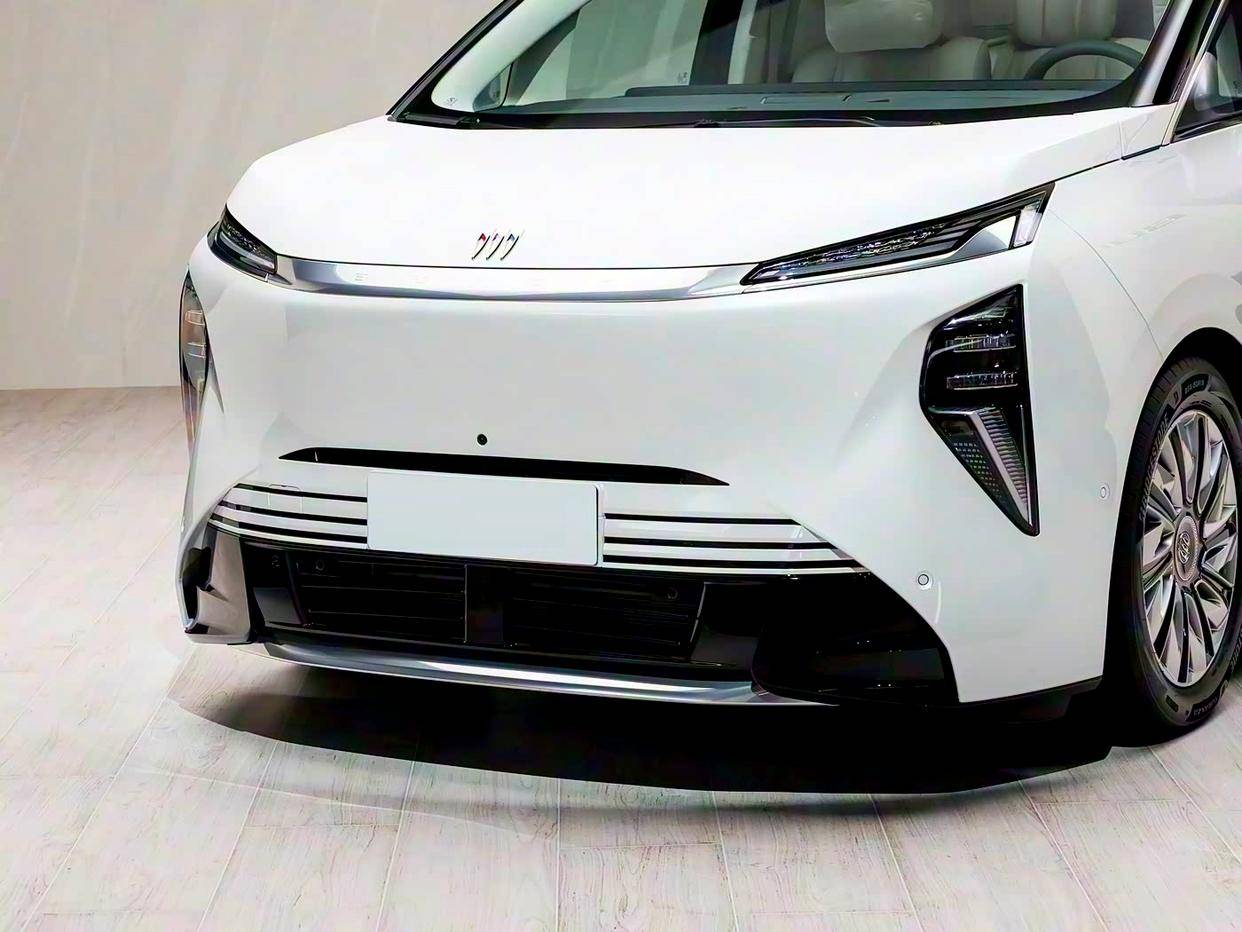 别克MPV“破局者”，长5.26米配5连杆，悬架软硬高低可调，比GL8舒适省油_搜狐汽车_搜狐网