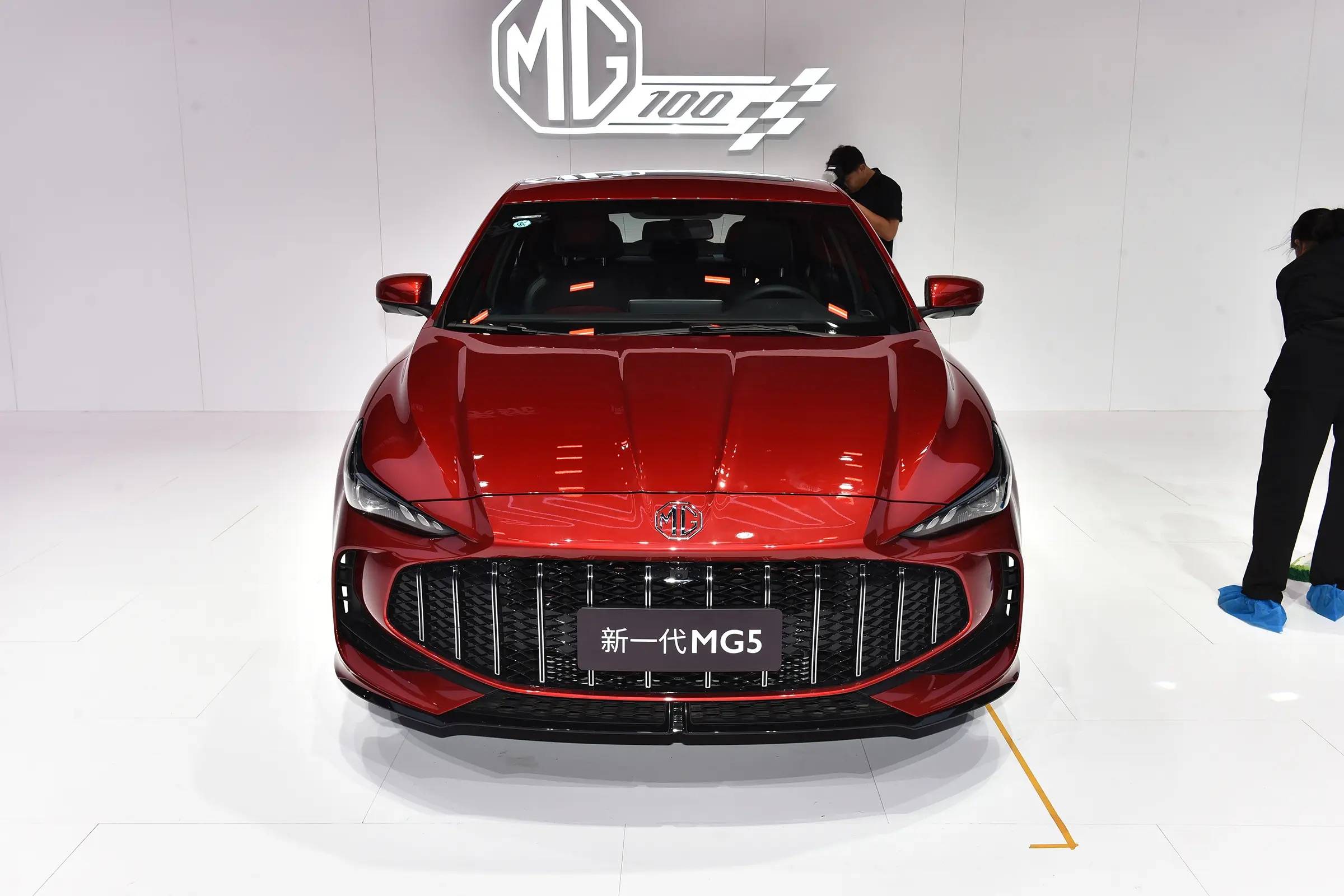 内外设计大改，这颜值能接受吗？名爵新款MG5正式亮相_搜狐汽车_搜狐网