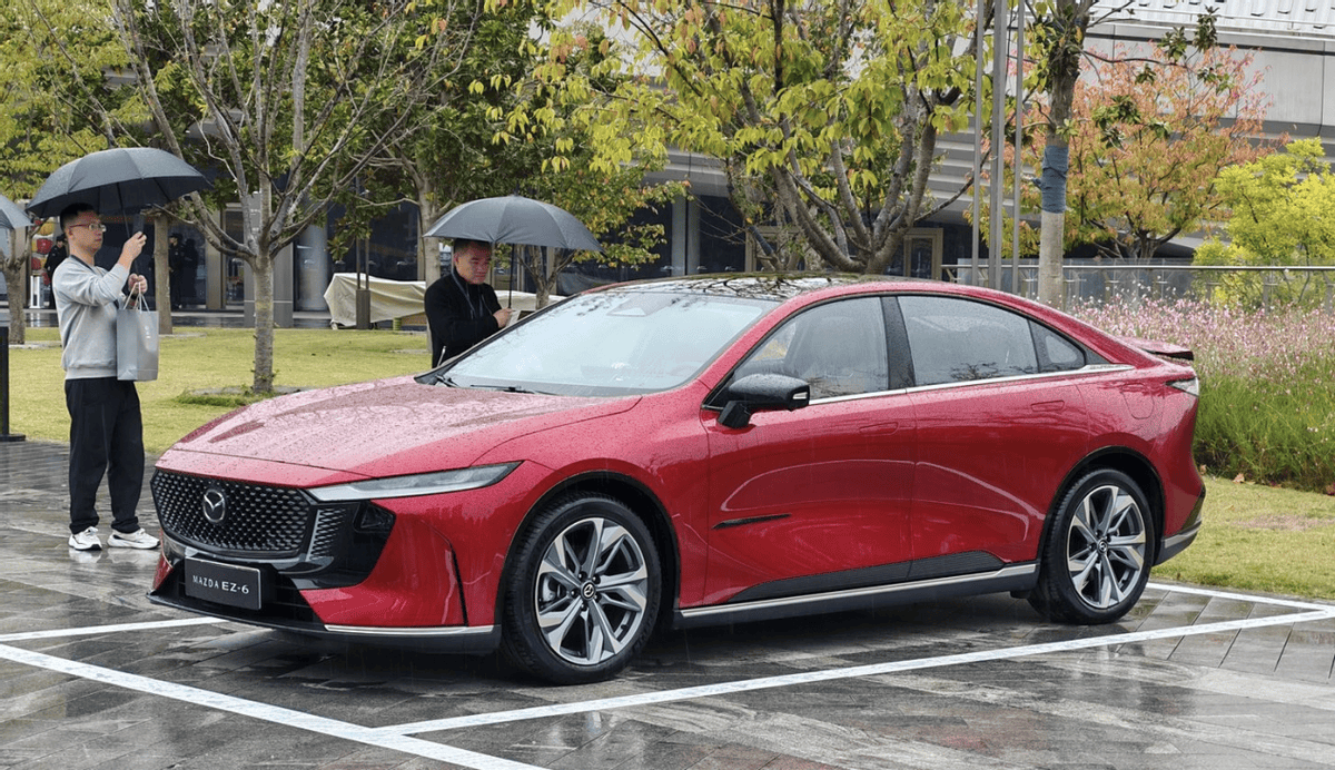 长安智驾新力作，马自达EZ6以13.98万起能吸引众友？_搜狐汽车_搜狐网